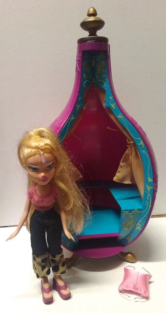 BRATZ GENIE MAGIC Genie Bottle Playset & Genie Magic Cloe Doll,O.k ...