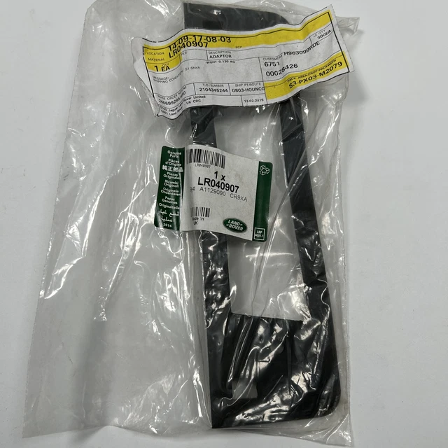 LAND ROVER DEFENDER 07+ Rear High Level 3rd Brake Light Adaptor Genuine ...