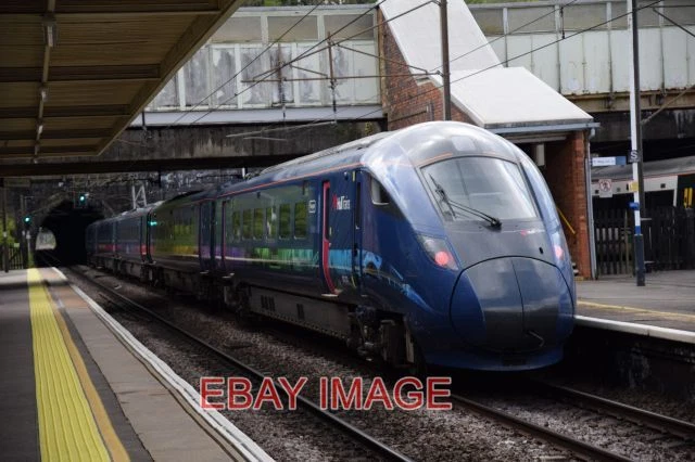 PHOTO CLASS 802/3 Paragon Class 5-Car Bmu No.802 303 Paragon Of Hull ...