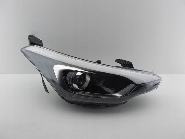 FARI ANTERIORE HYUNDAI i20 92102C8200 Led Fari Destro Headlight EUR 680 ...