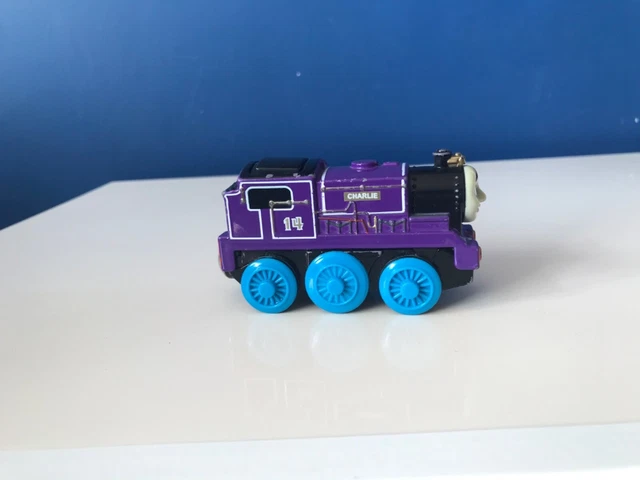 THOMAS & FRIENDS Diecast Take Along Motorized Train purple charlie blue ...