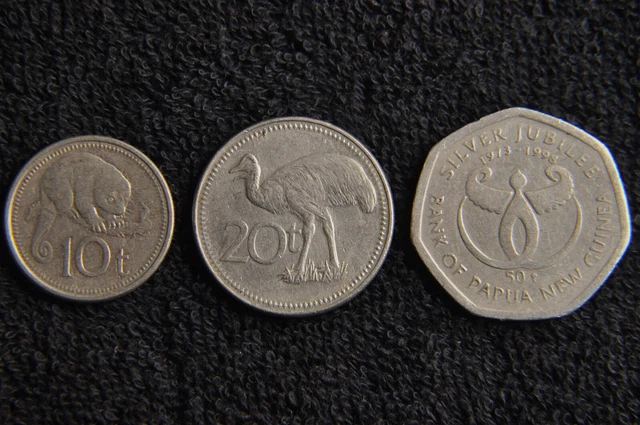PAPUA NEW GUINEA (PNG) coin set - 1998 - 10 20 and 50 Toea. Small bulk ...