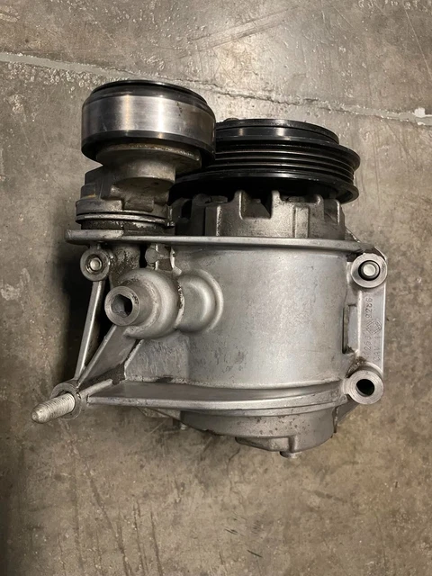 GM C6 09-13 Air Conditioning Compressor (89019339) with Mounting Kit ...