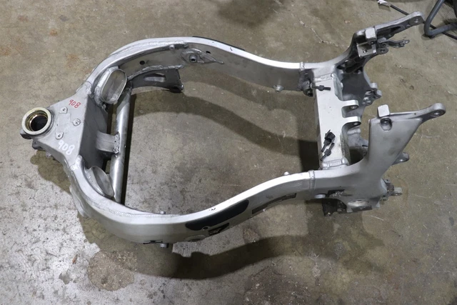 1999-2007 SUZUKI HAYABUSA Gsx1300r Frame Chassis Engine Cradle Ez Reg ...