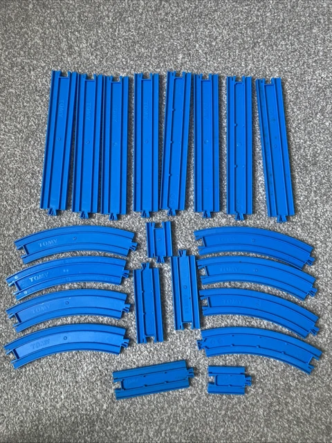 THOMAS THE TANK engine Blue Tomy Track Bundle £13.19 - PicClick UK