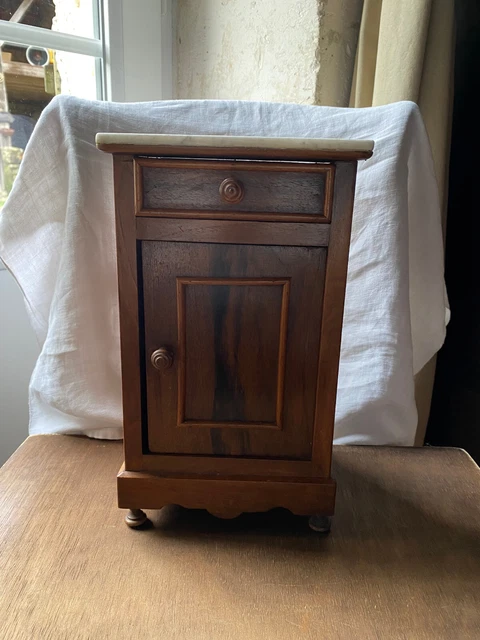 ANCIEN MEUBLE TABLE de Chevet Maison de poupée Jouet 32 cm Ht début XXème EUR 49,00 - PicClick FR