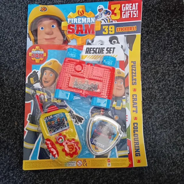 FIREMAN SAM MAGAZINE with Rescue Set & Stickers - Collectible & New ...