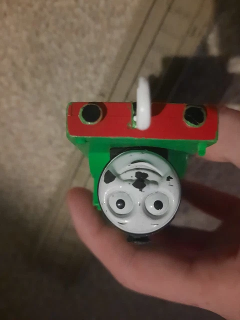 TOMY MOTORISED TRACKMASTER Thomas The Tank Engine & Friends Train ...