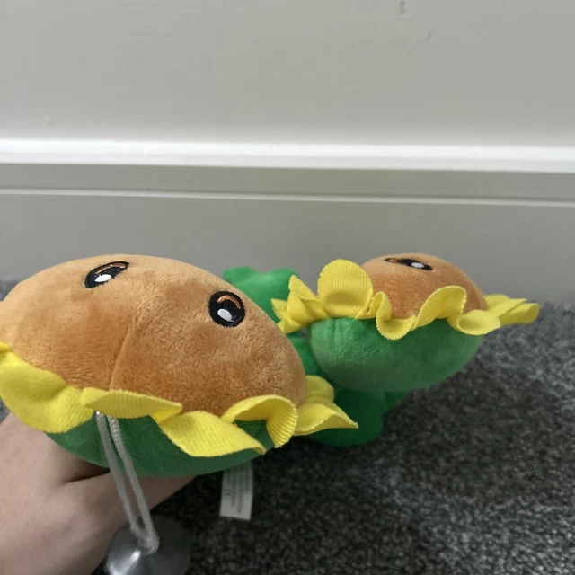 PLANTS VS ZOMBIES Plush Twin Sunflower (ppt) £6.52 - PicClick UK