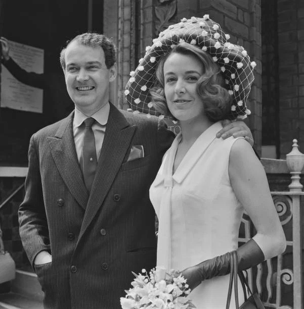 BRITISH JOURNALIST JULIAN Critchley marries Heather Goodrick 1960s OLD ...
