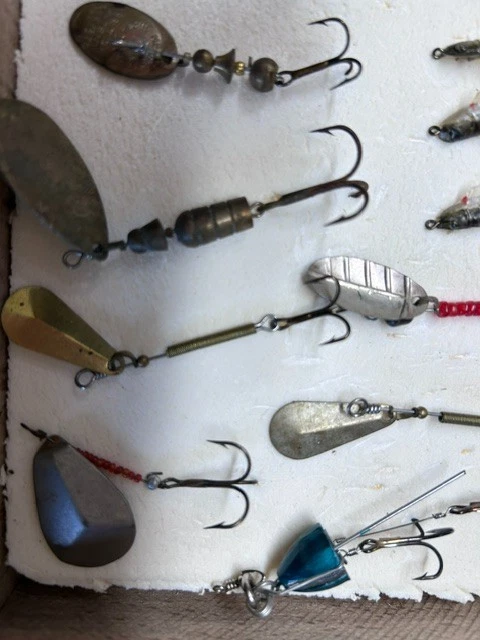 COLLECTION DE LEURRES anciens peche EUR 25,00 - PicClick FR