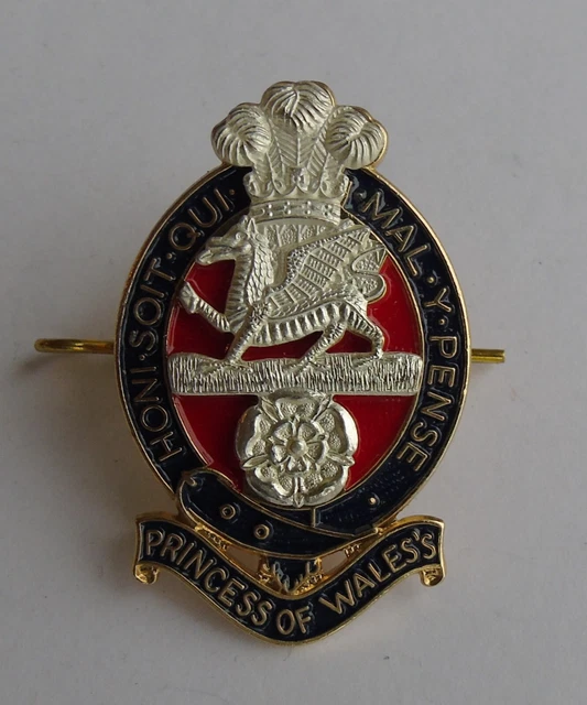BRITISH ARMY PRINCESS of Wales Royal Regiment Officers Cap Badge PWRR £ ...
