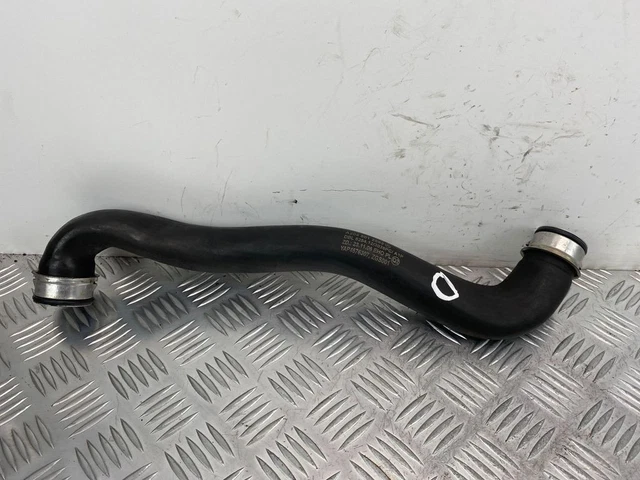 MERCEDES-BENZ C W204 C 180 CGI 204.049 Durite Refroidissement ...