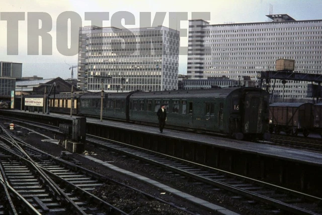 35MM SLIDE BR British Rail Electric EMU Class 4COR 3055 East Croydon ...