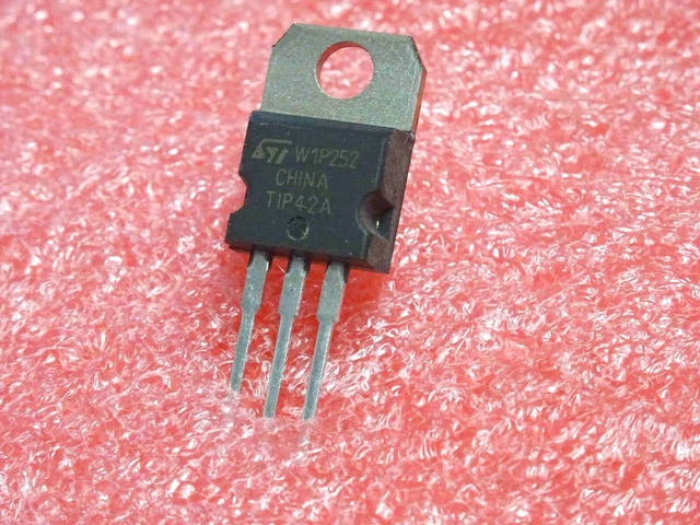 LOT X4:PNP TRANSISTOR TIP 42 A TIP42A (complementary NPN TIP41A)Vce 60 ...
