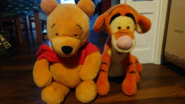 DISNEY TIGGER and Winnie The Pooh Sitting Soft Toy Teddy Plush £5.92 ...