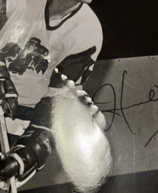 RARE HAROLD Snepsts Signed 8x10 Seattle Totems CHL 74-75 For 19 Games ...