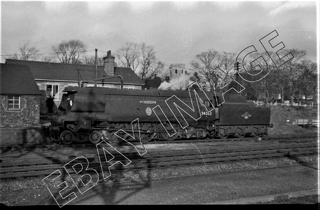 35MM NEG. BRITISH Rail Battle Of Britain 34063 Plus Others At ...