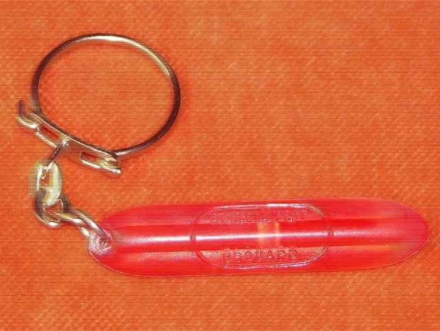PORTE-CLÉ KEY RING ETOILE DE L'EST FROUARD Sucette Baton sucre d'orge ...
