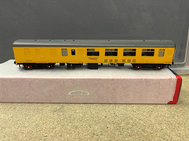 BACHMANN 39-370Z NETWORK Rail MK2A Coach. RARE £44.61 - PicClick UK