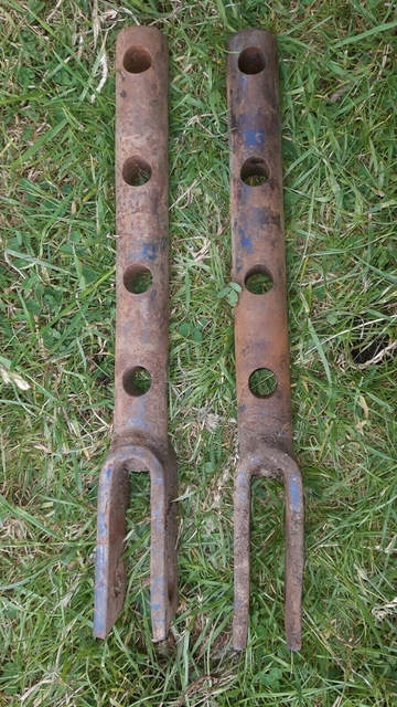 LEYLAND NUFFIELD TRACTOR hydraulic drop arms. Adjustable link. 3 point ...