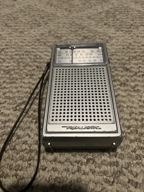 RADIO SHACK REALISTIC Transistor Radio - Model 12-613A 9V AM FM TV £19. ...