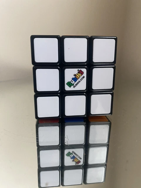 RUBIK'S CUBE 3 x 3 Classic Problem Solving Cube The Original £9.99 ...