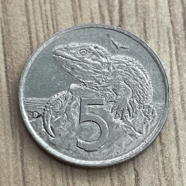 1999 NEW ZEALAND 5 cent coin, Queen Elizabeth II Actual Coin Pictured ...