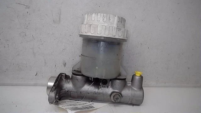 MAITRE CYLINDRE (FREINAGE) MITSUBISHI PAJERO 2 PHASE 2 MB618717 EUR 39 ...