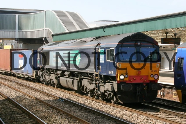 UK DIESEL TRAIN Railway Photograph Of Class 66 66418 Loco. Rm66-563 £1. ...