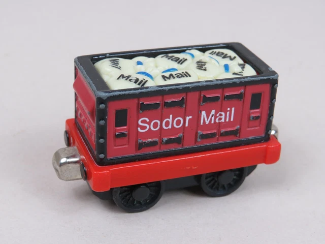 THOMAS THE TANK Engine Take n Play Sodor Mail Car Magnetic Learning ...