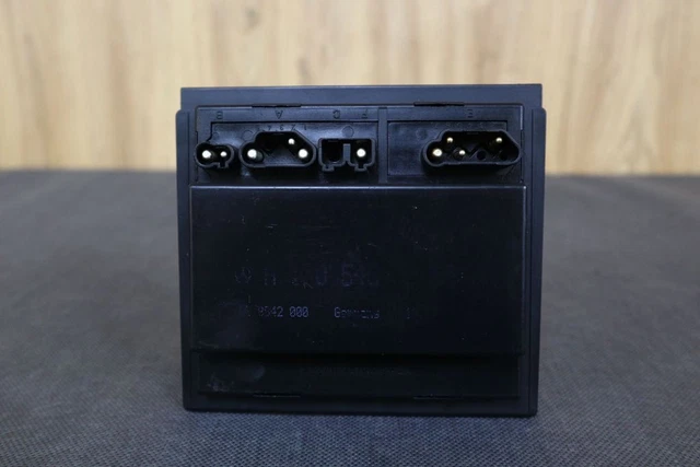 MERCEDES-BENZ SLK R170 2002 Central body control module 1705450105 ...