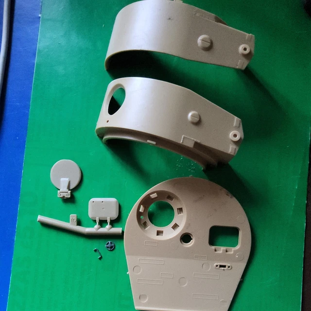 SPARES 1/35 ITALERI ? TIGER I [ Late version] Turret & some detail ...