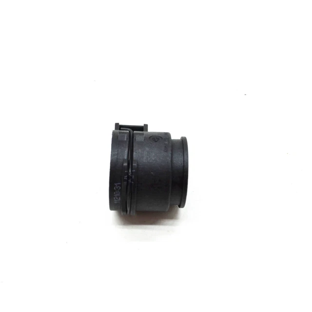 MERCEDES-BENZ CLA COUPE C118 Coolant Radiator Plug A0009978011 NEW ...