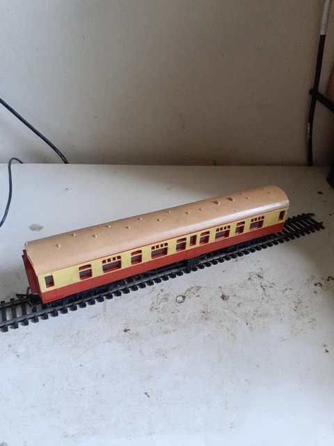 TRIANG COACH R29/221 Red And Cream livery. 00 Guage £3.07 - PicClick UK