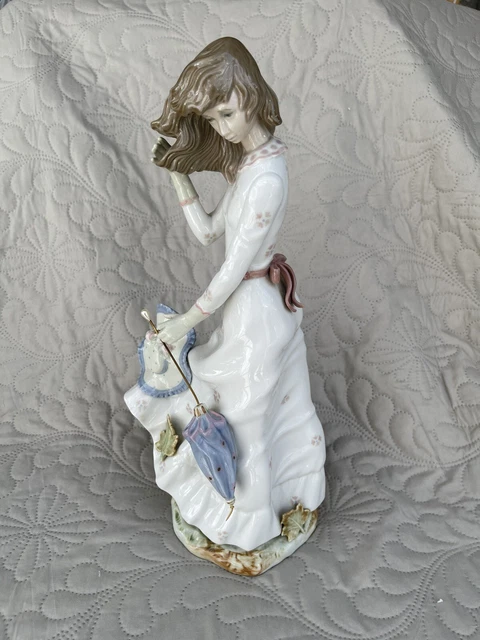SPANISH ZAPHIR PORCELAIN Figurine Lady with Umbrella 40cm £200.00 ...