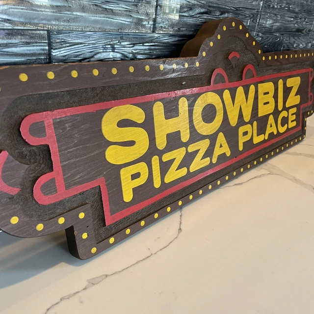 🍕 VINTAGE SHOWBIZ Pizza Place Sign Americana Decor Chuck E Cheese ...