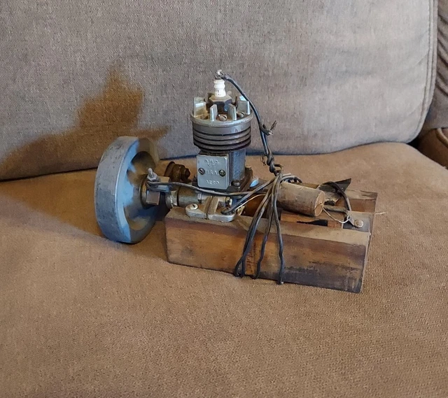 VINTAGE G.H.Q. AERO Spark Ignition Model Airplane Engine N.Y. 1930's ...