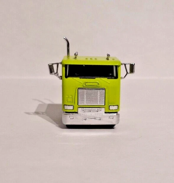 1/87 CUSTOM BUILT Freightliner FLB Stretched Frame Lowered Semi Show ...
