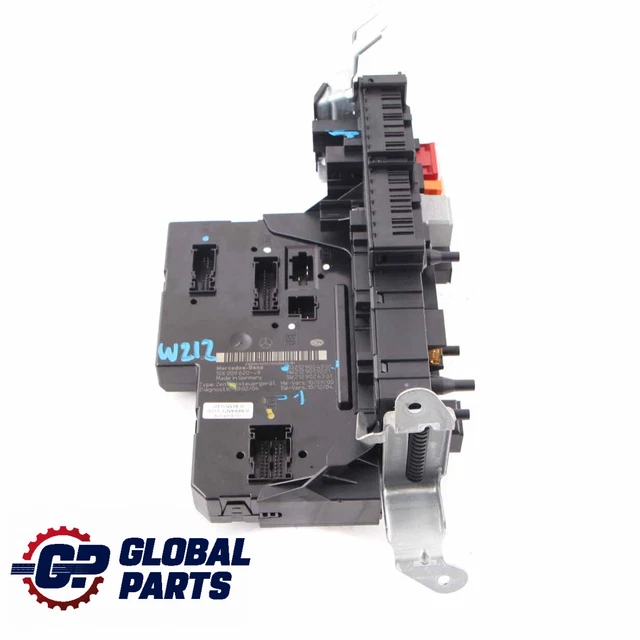 FUSE BOX MERCEDES W204 W212 SAM Relay Control Unit Module A2129006012 £ ...