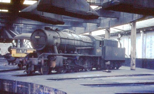 ORIGINAL COLOUR SLIDE of 90695 BR WD Austerity steam loco £4.99 ...