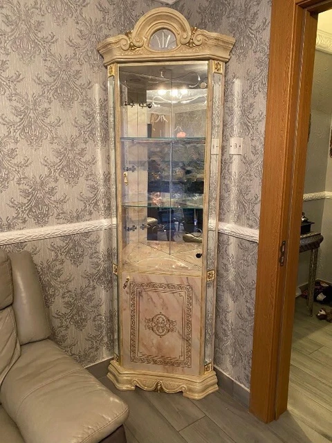 BETTY ITALIAN ONYX 1 Door Corner Vitrine/Display Unit Luxury Italian ...