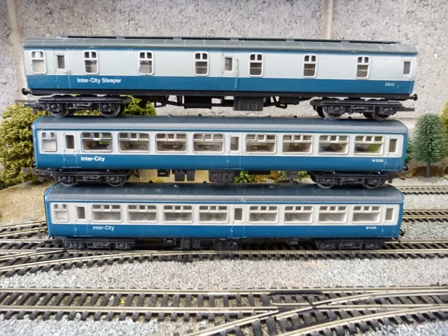 HORNBY INTER CITY Mk 2 open and a sleeper coach for OO gauge model ...