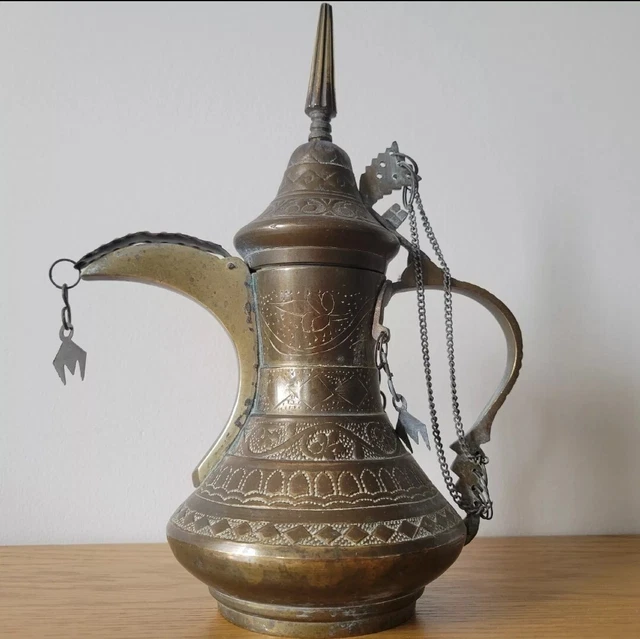 ANTIQUE ARABIC DALLAH Coffee Pot, Islamic, Arab Art, Brass Nizwa £150. ...