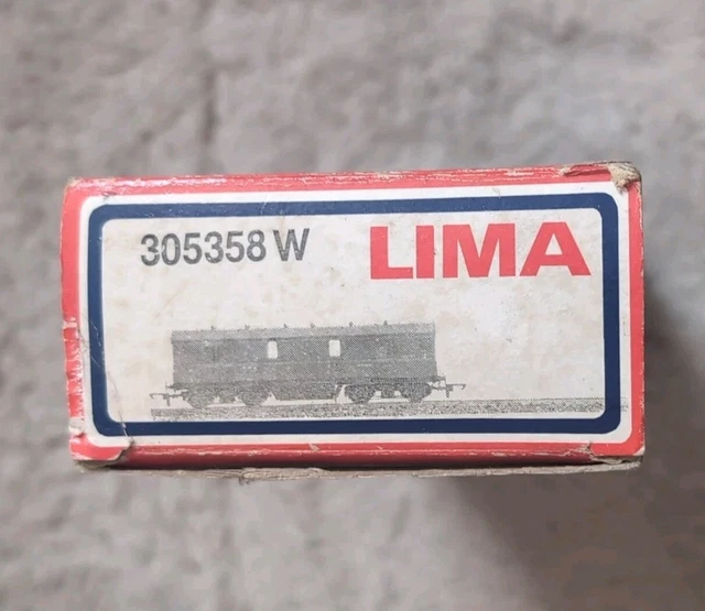 LIMA OO GAUGE Model 305358W Parcel Coach No.37762 Colour Maroon. £10.80 ...