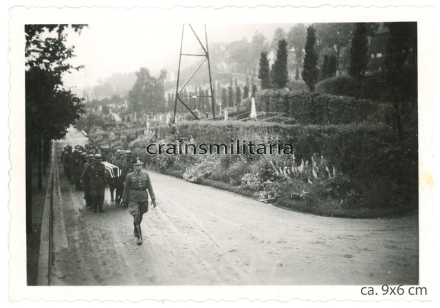 ORIG. FOTO 269.ID Priester bei Beerdigung in Friedhof BERGEN Norwegen ...