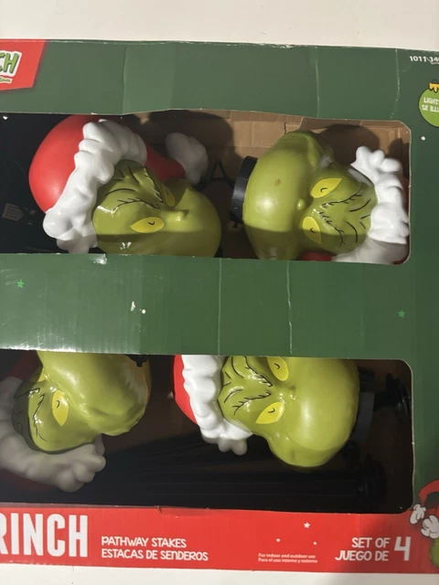 THE GRINCH PATHWAY Stakes 4 Count With Santa Hat LED Lights w/ Grinch ...