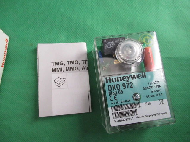 SANTRONIC / HONEYWELL CONTROL BOX SATRONIC DKO 972, Mod 05 £65.00 ...