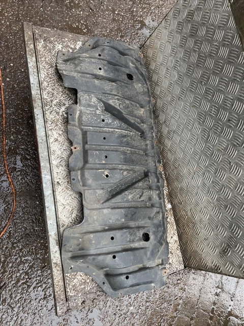 RANGE ROVER L322 Genuine Under Engine Tray Covers 4.4 Td6 £40.00 ...