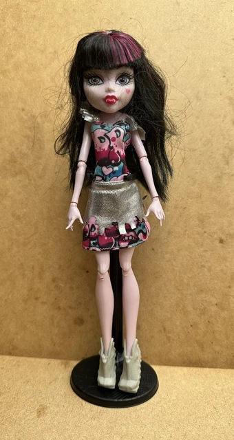 MONSTER HIGH BOO York Frightseers Draculaura 12” Doll Mattel 2014 £12. ...